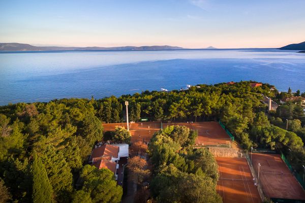 Tennisurlaub im Valamar Sanfior Hotel & Casa in Lanterna, Rabac ...